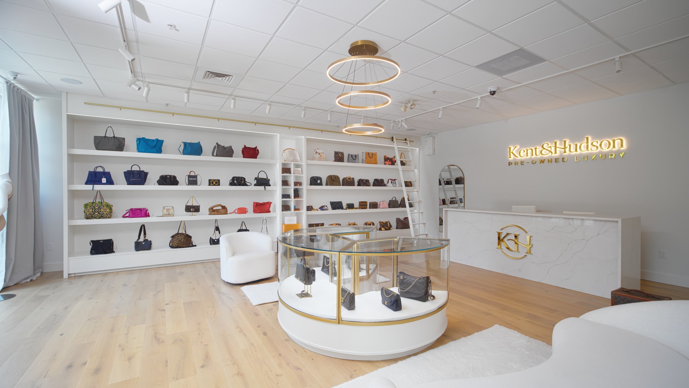 Kent and Hudson - Pre-Owned Luxury Handbags